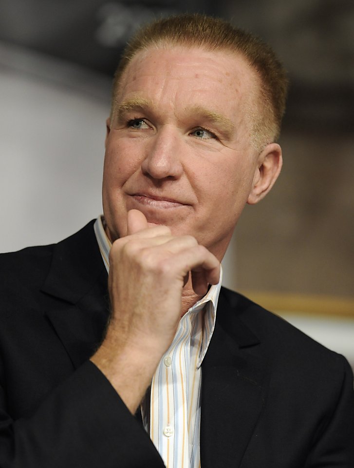 Warriors great Mullin hired as Kings adviser