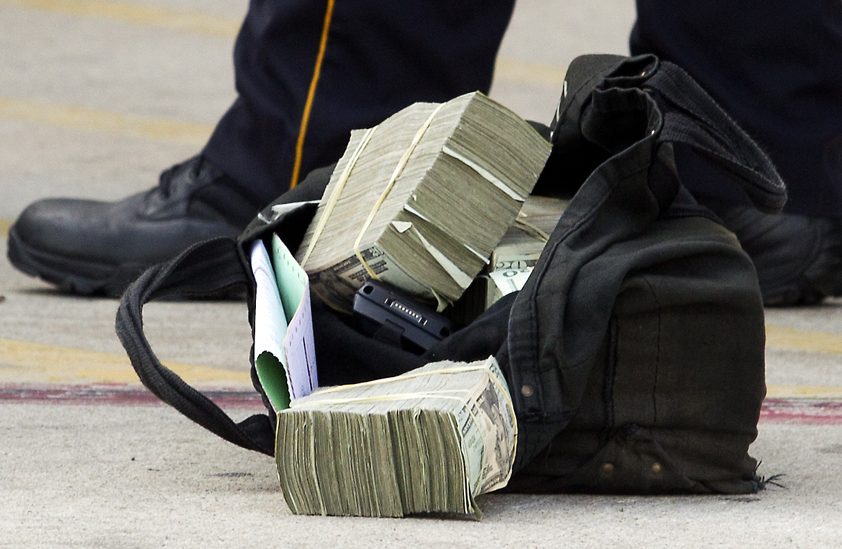 Apparent armored car robbery investigated off Eastex Freeway