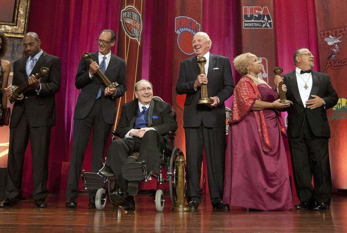 Former UH coach Guy V. Lewis finally enshrined in Hall of Fame