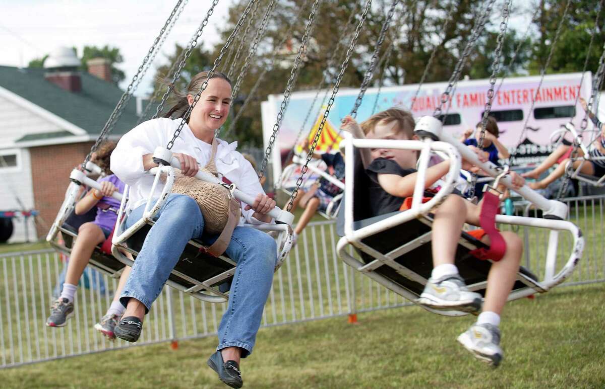 Investigation begins in Oyster Fest accident