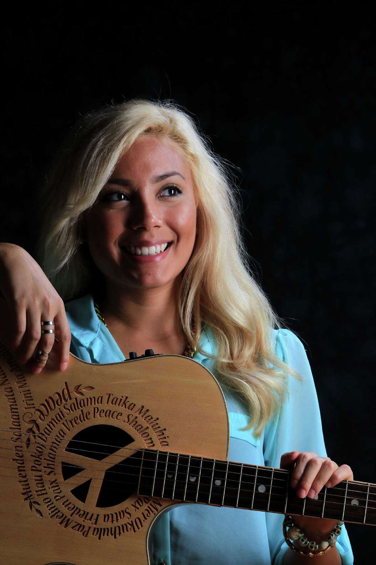 YouTube favorite Arabella Jones hopes to break out with new single 'Let ...