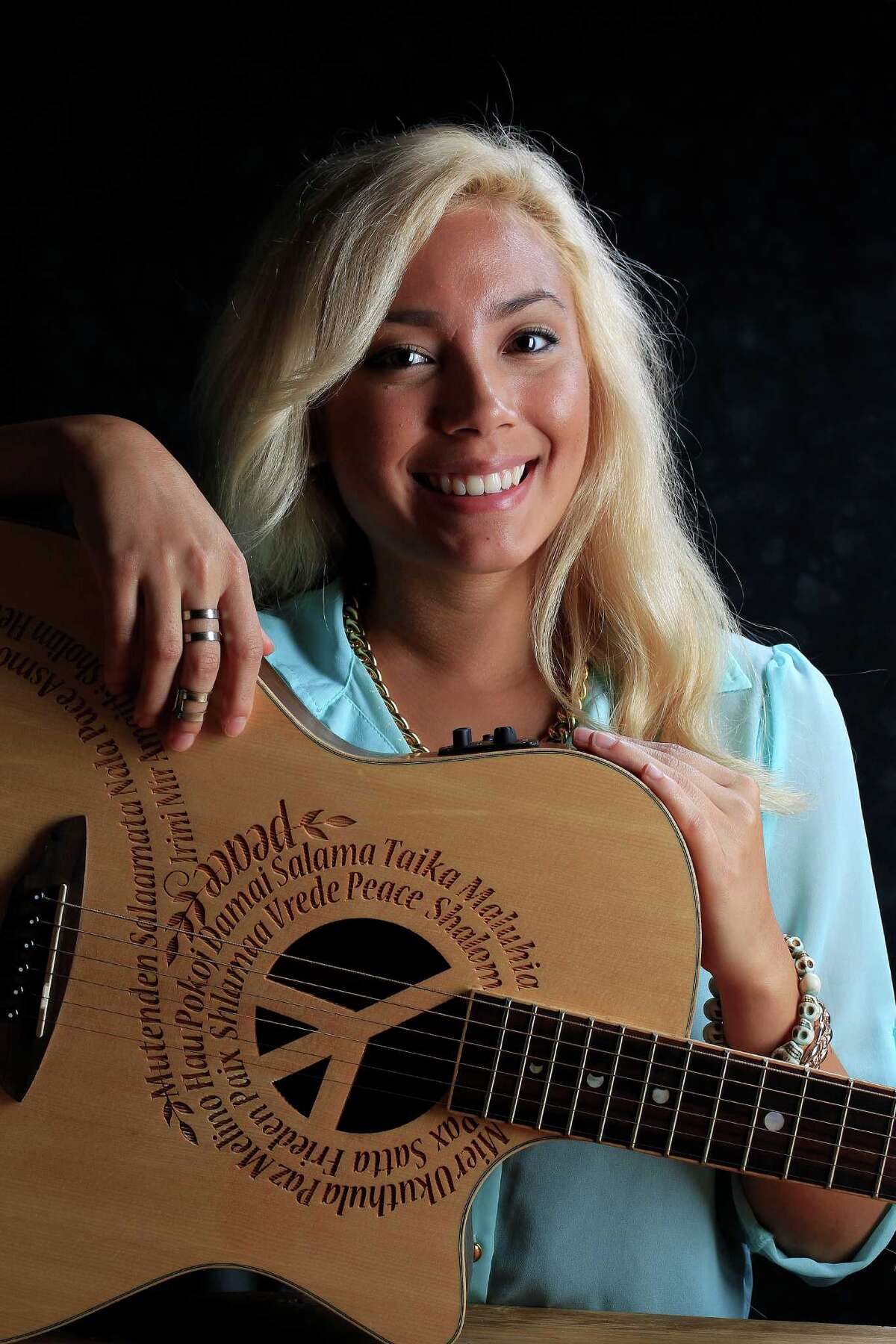 YouTube favorite Arabella Jones hopes to break out with new single 'Let ...