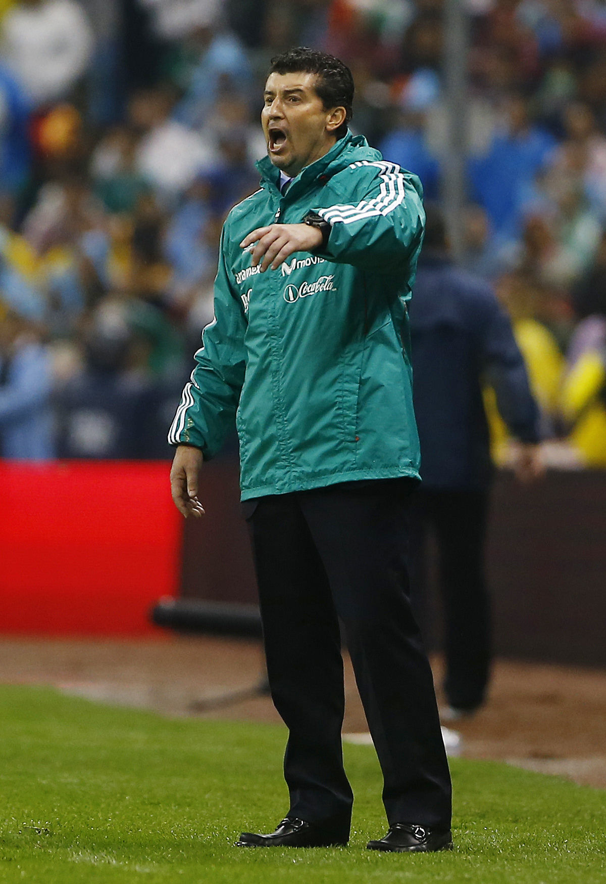 New coach to lead Mexico against U.S.