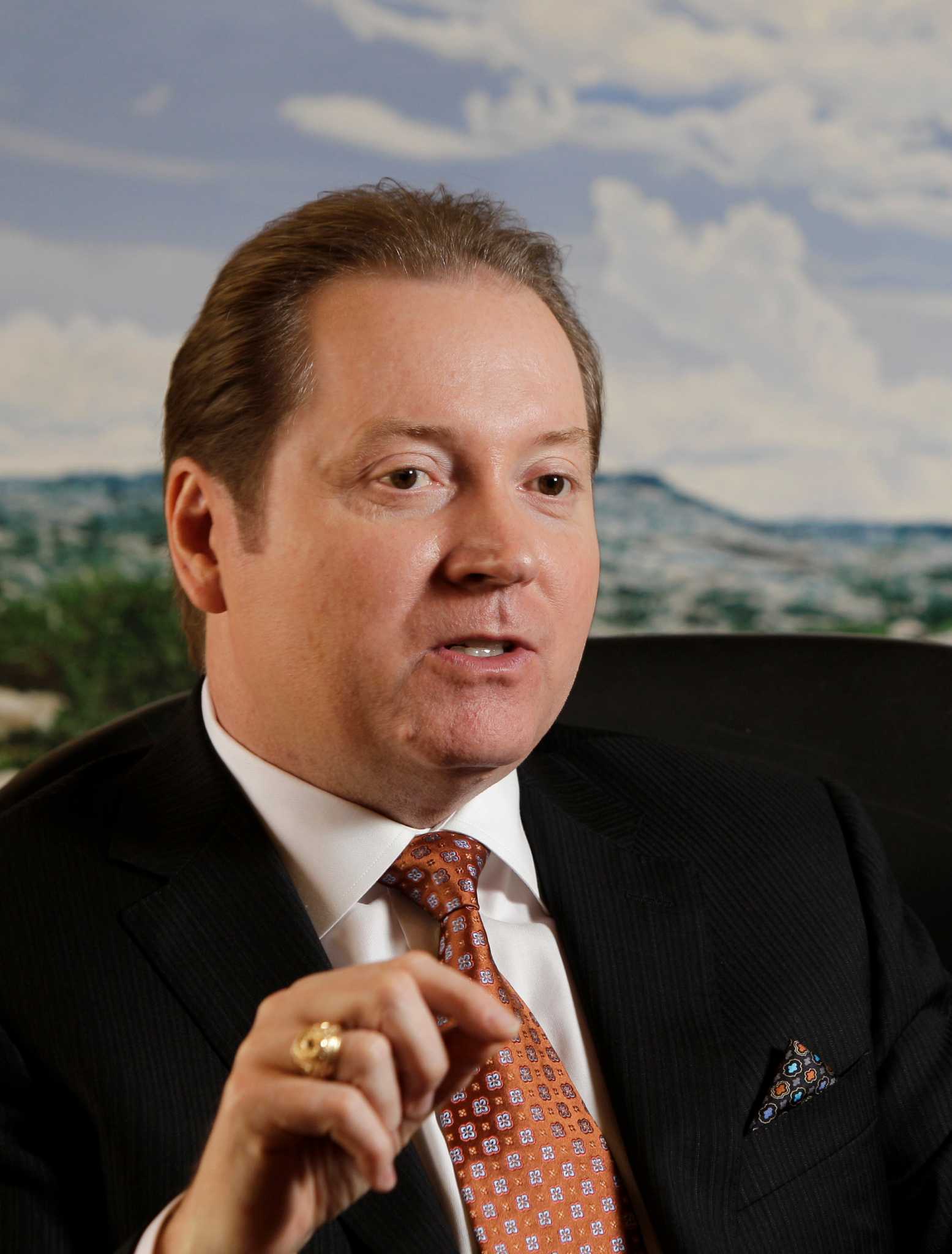 Marathon Oil sells in Africa, buys in U.S.