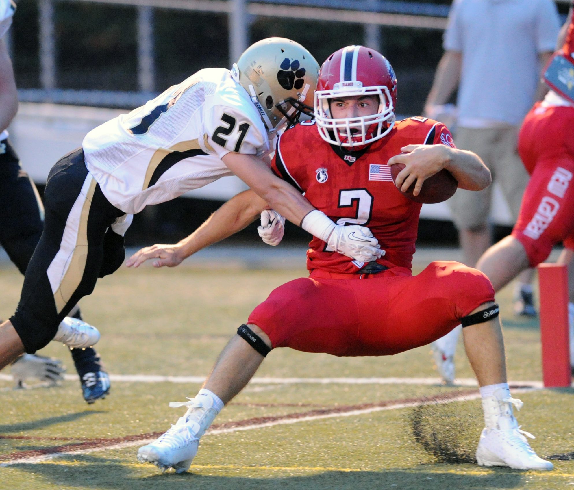 New Canaan routs Hand in football showdown