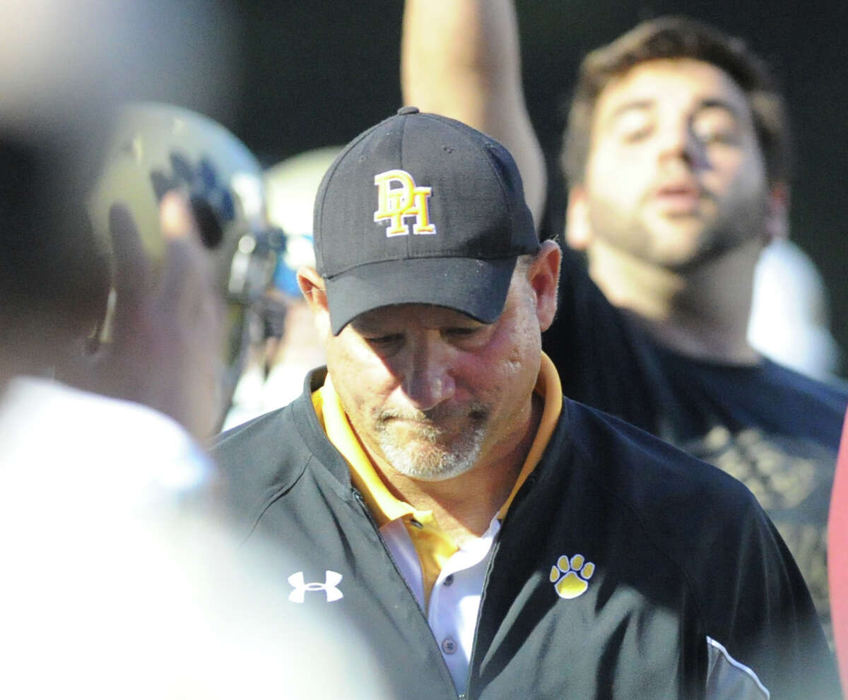 New Canaan routs Hand in football showdown