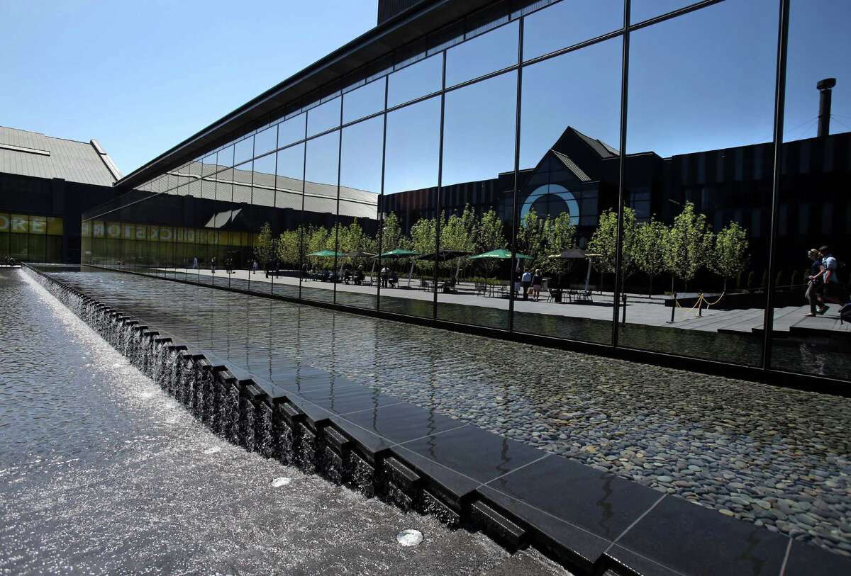 Where does Kyle Field rank among college football's stadium palaces?