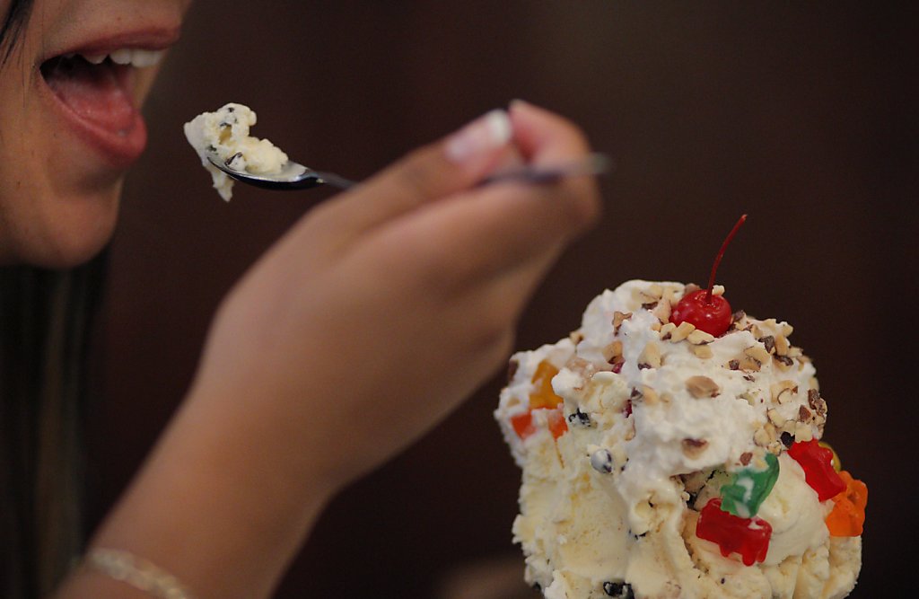 Popular East Bay ice cream shop featured on TV closed for cockroach ...
