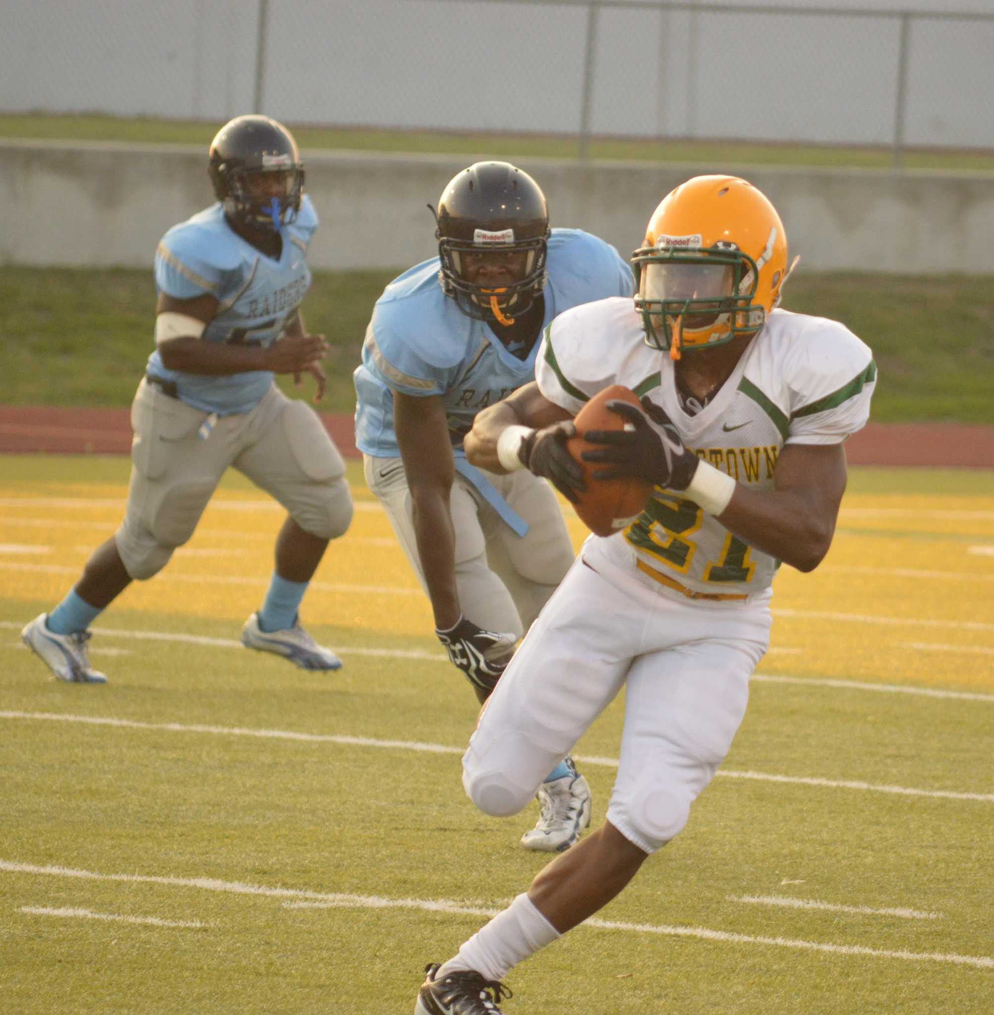 UT's Roderick Bernard to miss season