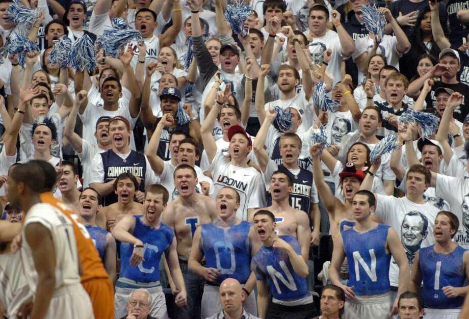 UConn beats first-ranked Texas - Connecticut Post