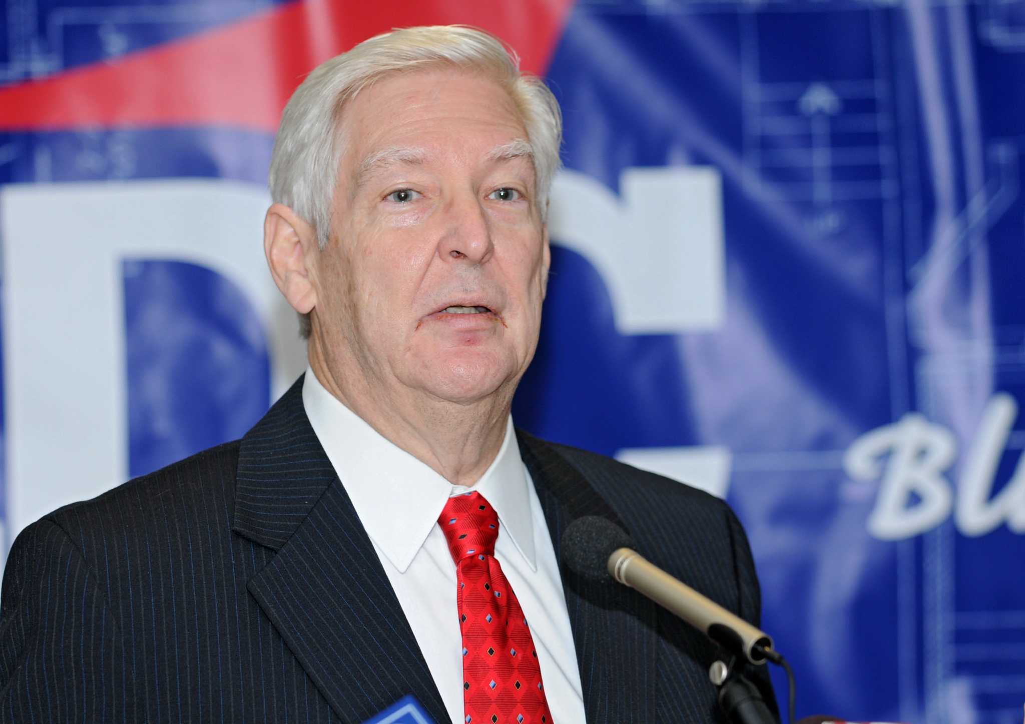 Warren County economic development leader Ed Bartholomew dies