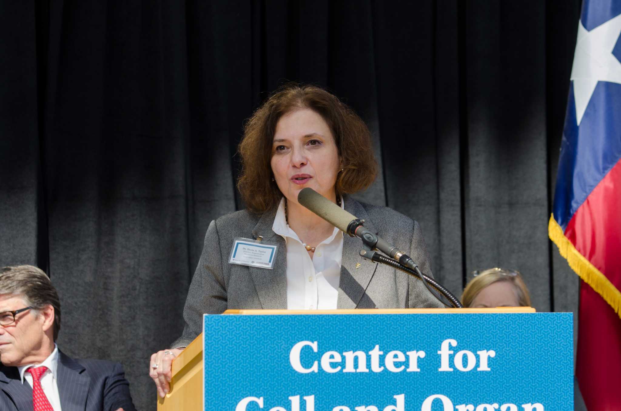 Houston center fuels effort to grow natural heart