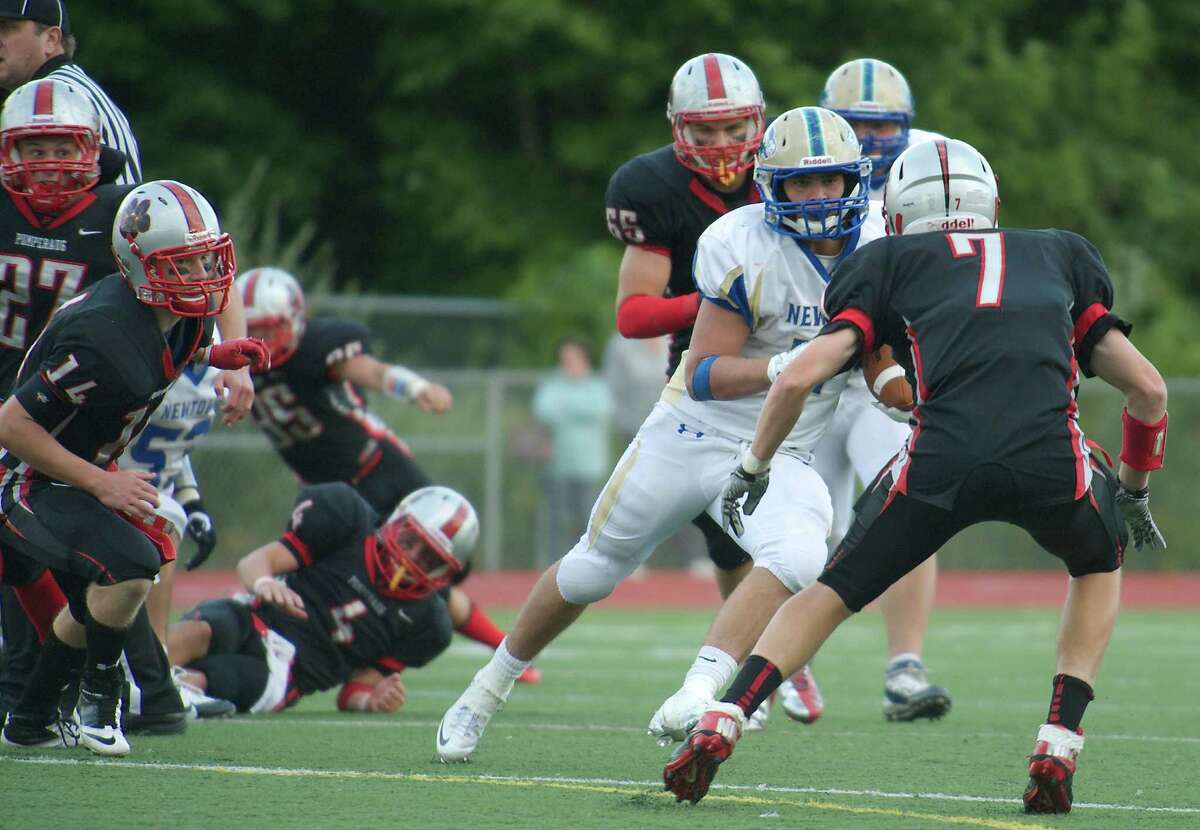 Newtown defense comes up big in season-opening win at Pomperaug