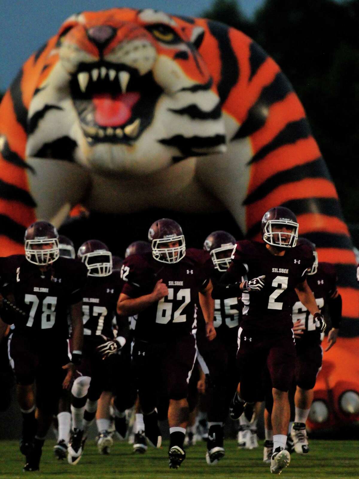 Silsbee uses strong second half to run away from Lumberton