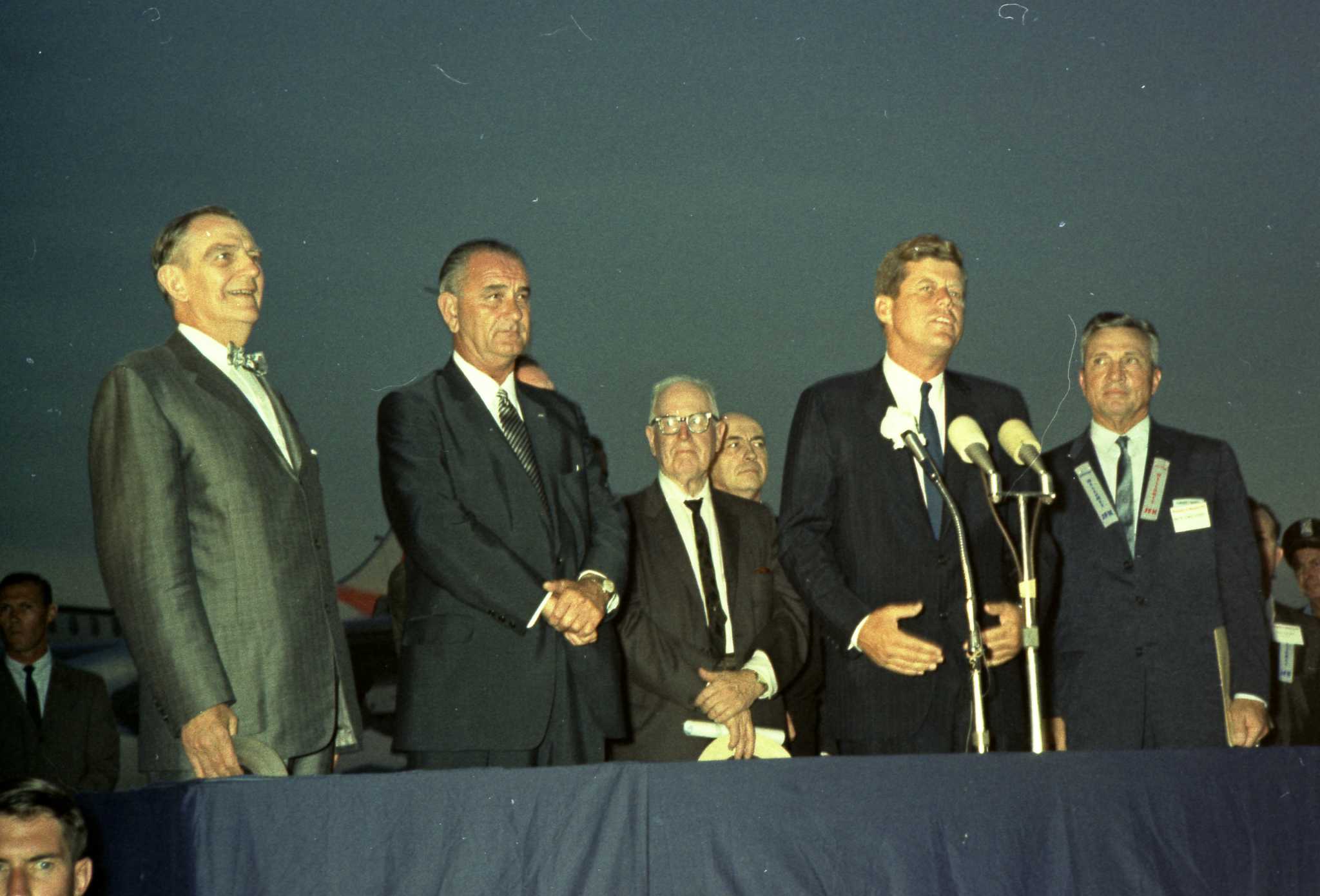 A worthy endeavor: How Albert Thomas won Houston NASA's flagship center