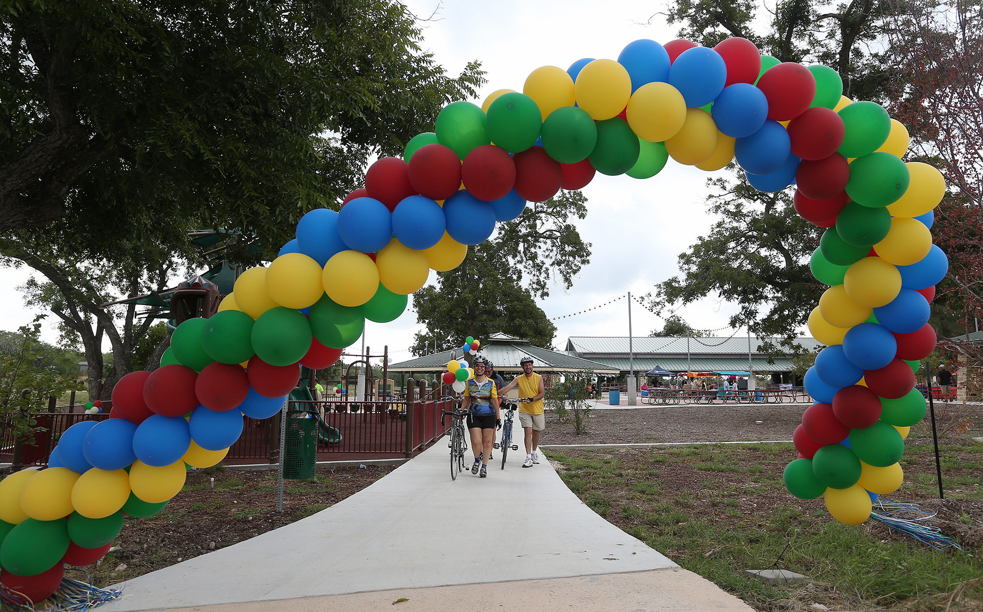 Mission Park Pavilions hold grand opening