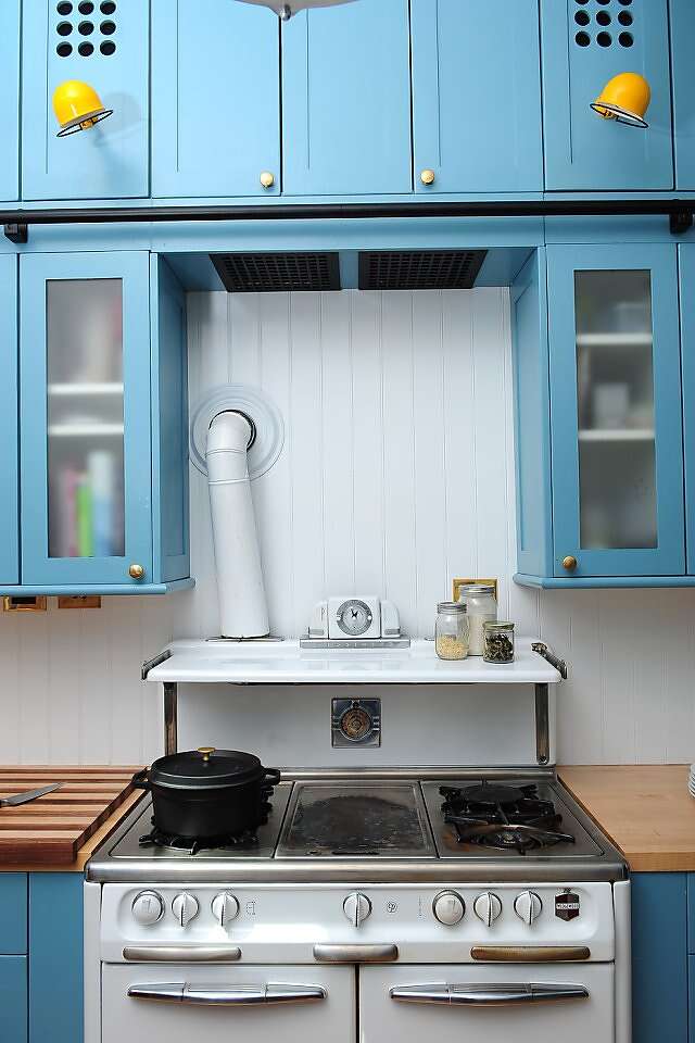 Makeovers for 3 city kitchens