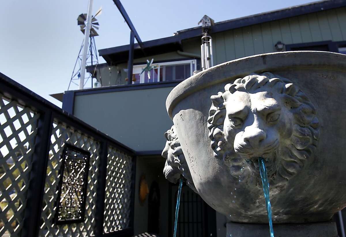 Sausalito Floating Homes Tour launches