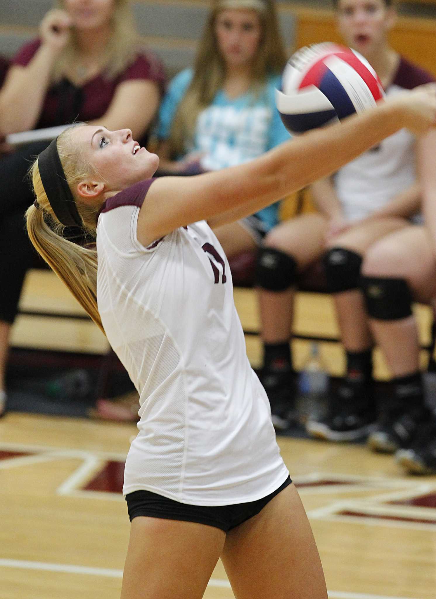Volleyball: Wins are crucial for Cinco Ranch
