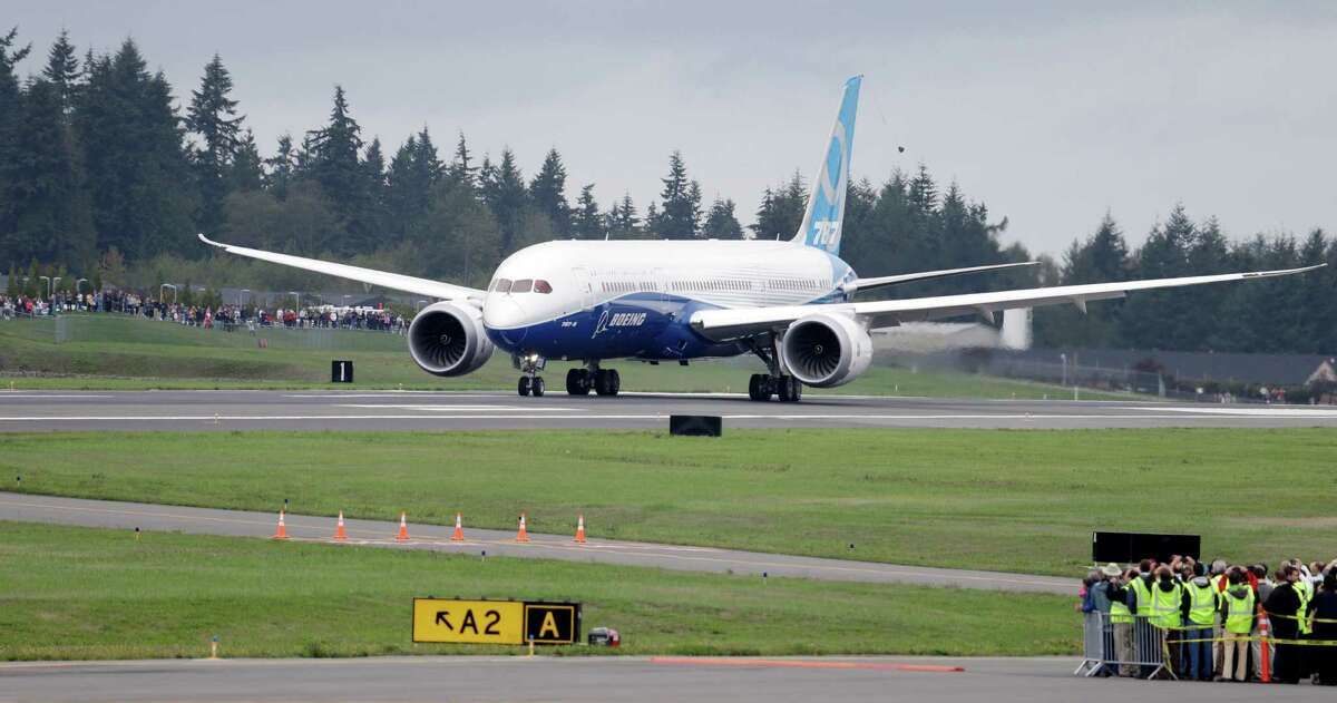 First Boeing 787-9 flies