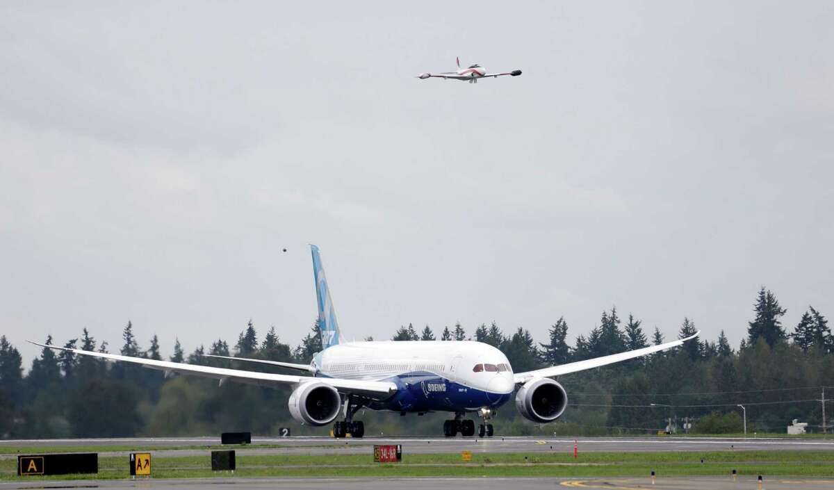 First Boeing 787-9 flies