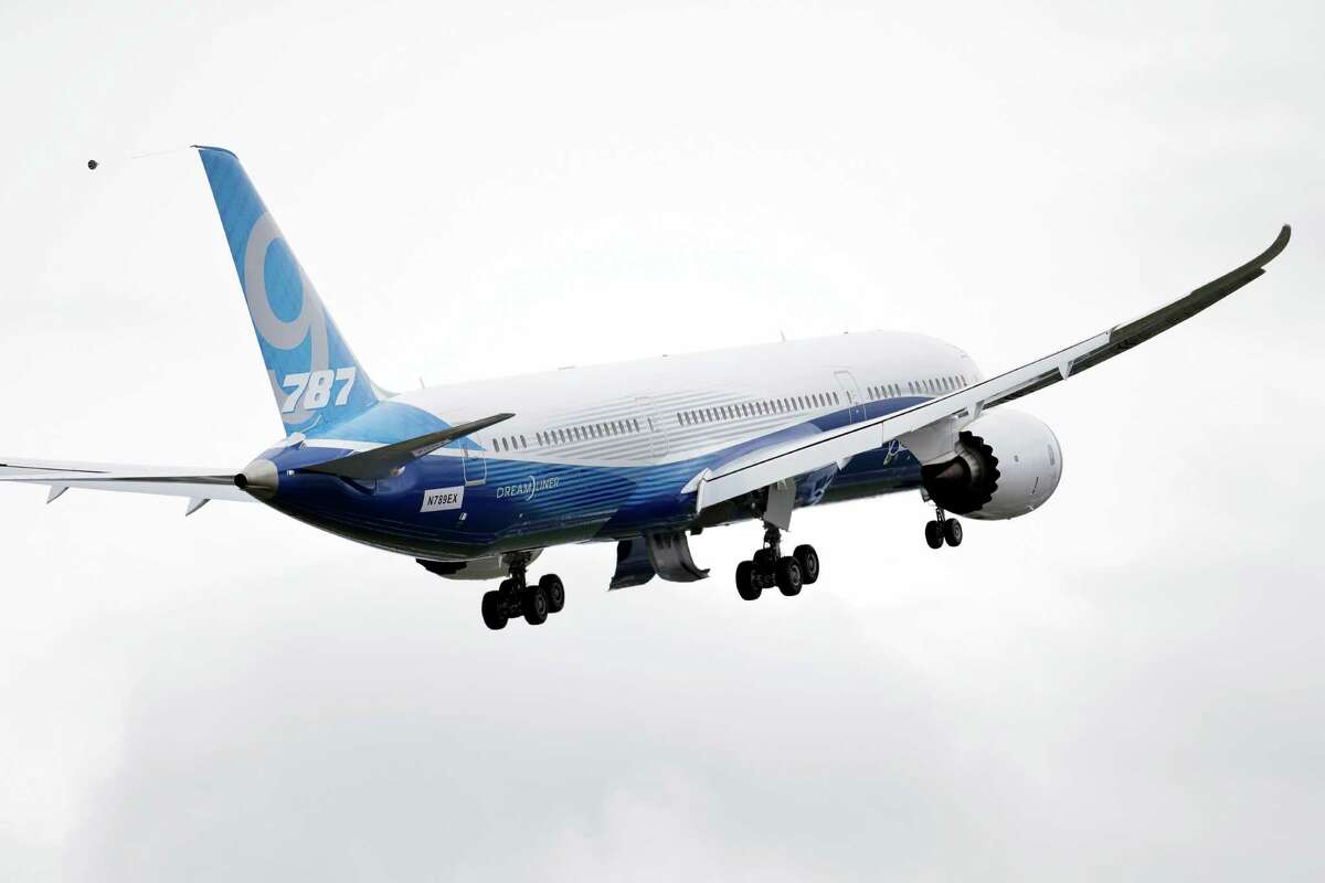 First Boeing 787-9 flies