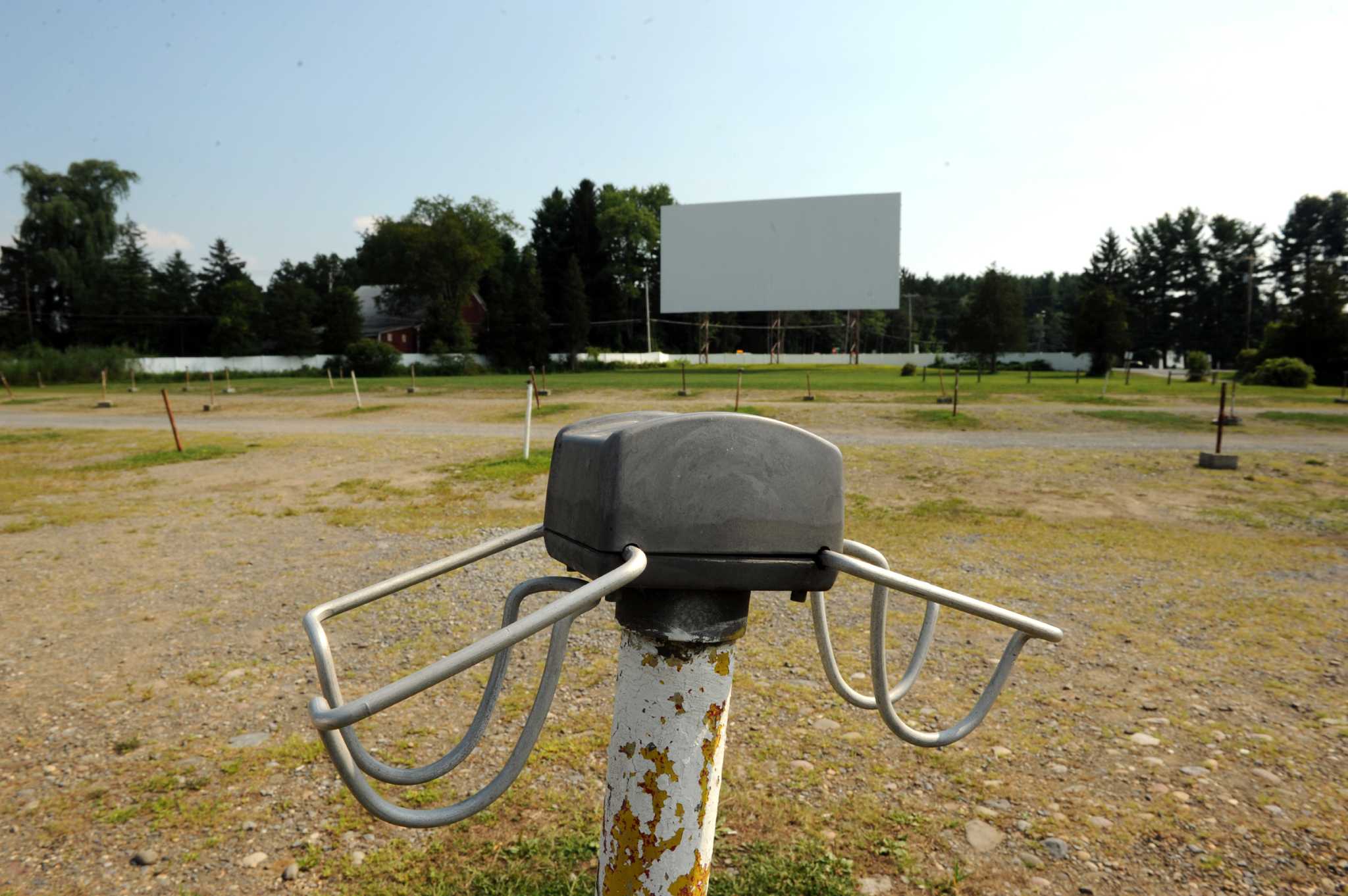 Honda expands projector contest for drive-ins