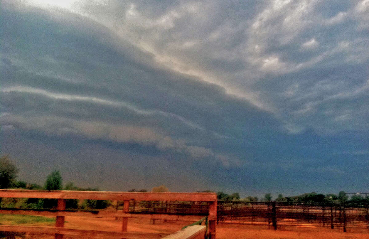 Photos: Major ‘haboob’ – dust and windstorm – strikes eastern Washington