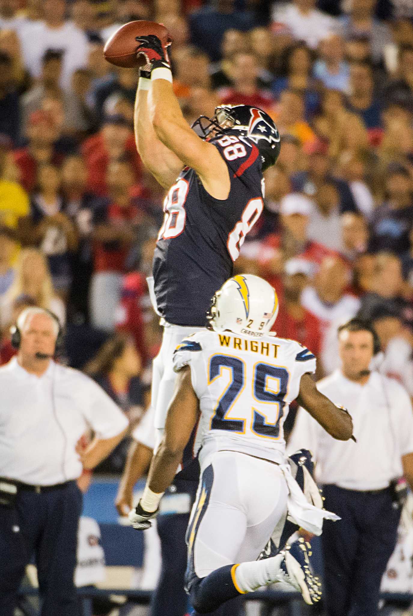 Texans' tight ends in uncharted scoring waters