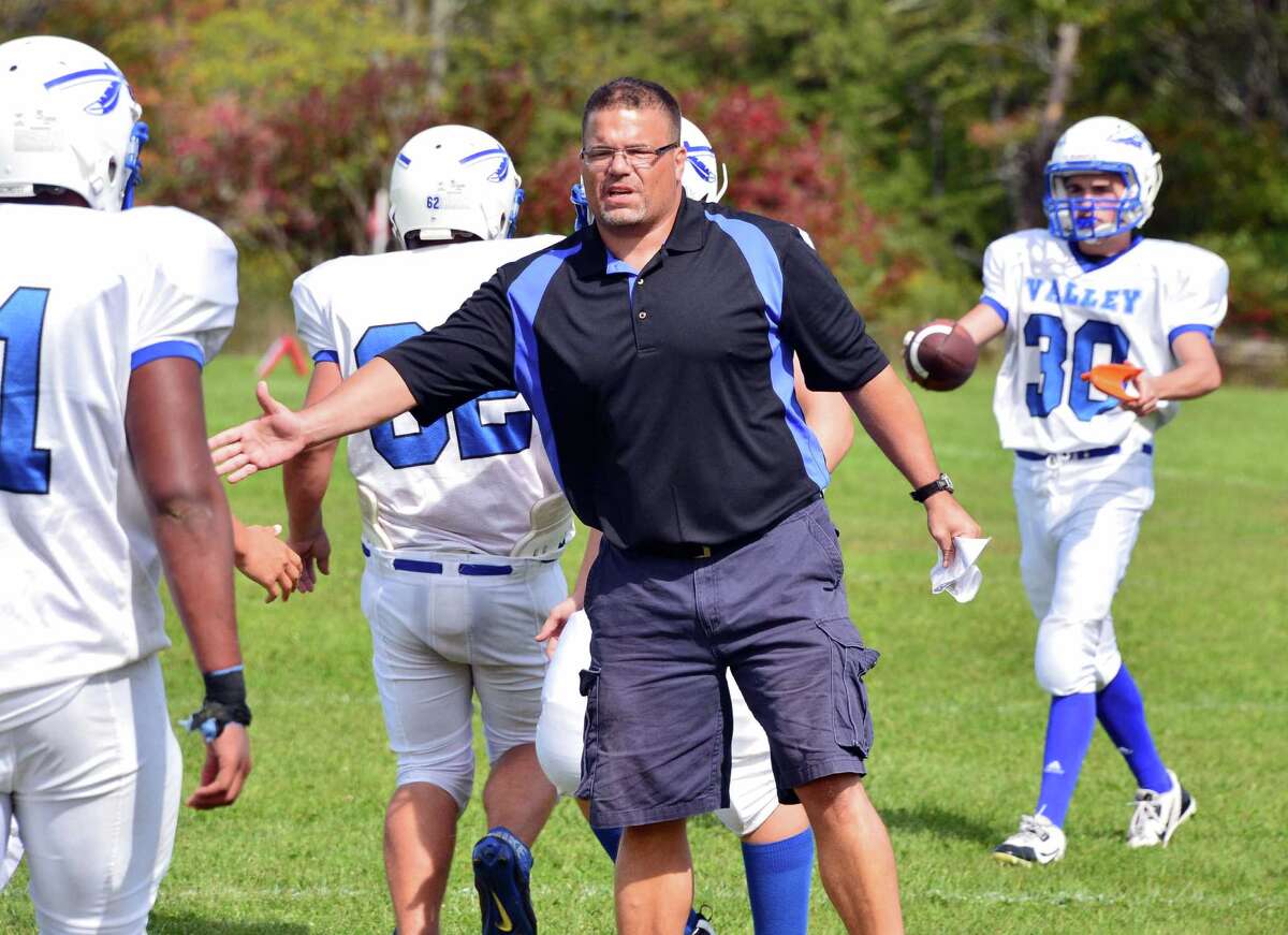 Highlights for both teams in Schoburg's victory