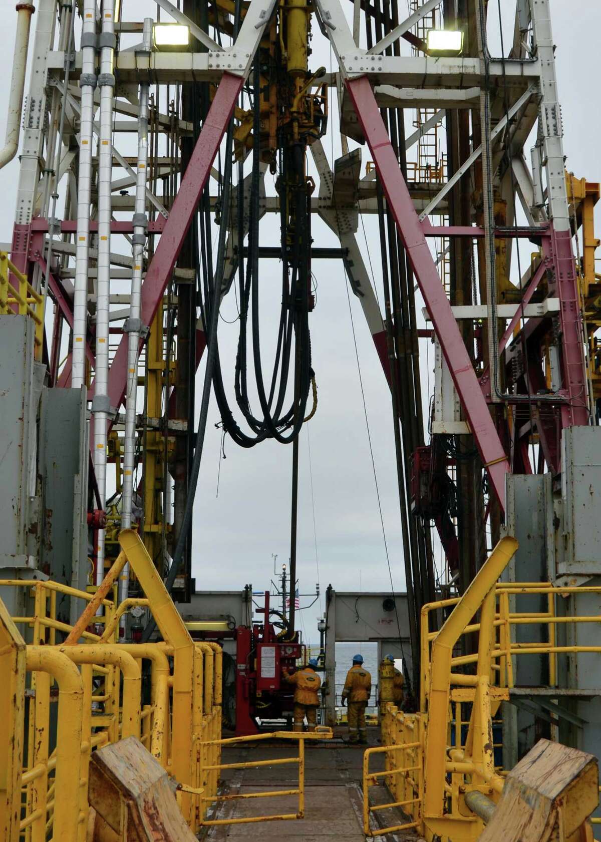 Study takes cold, hard look at Arctic drilling