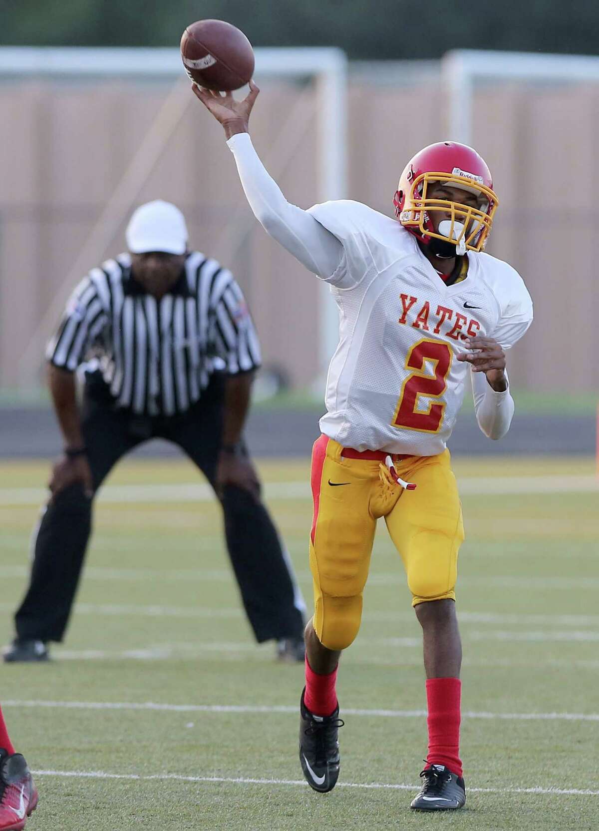 Hard work has Yates football team roaring under new coach