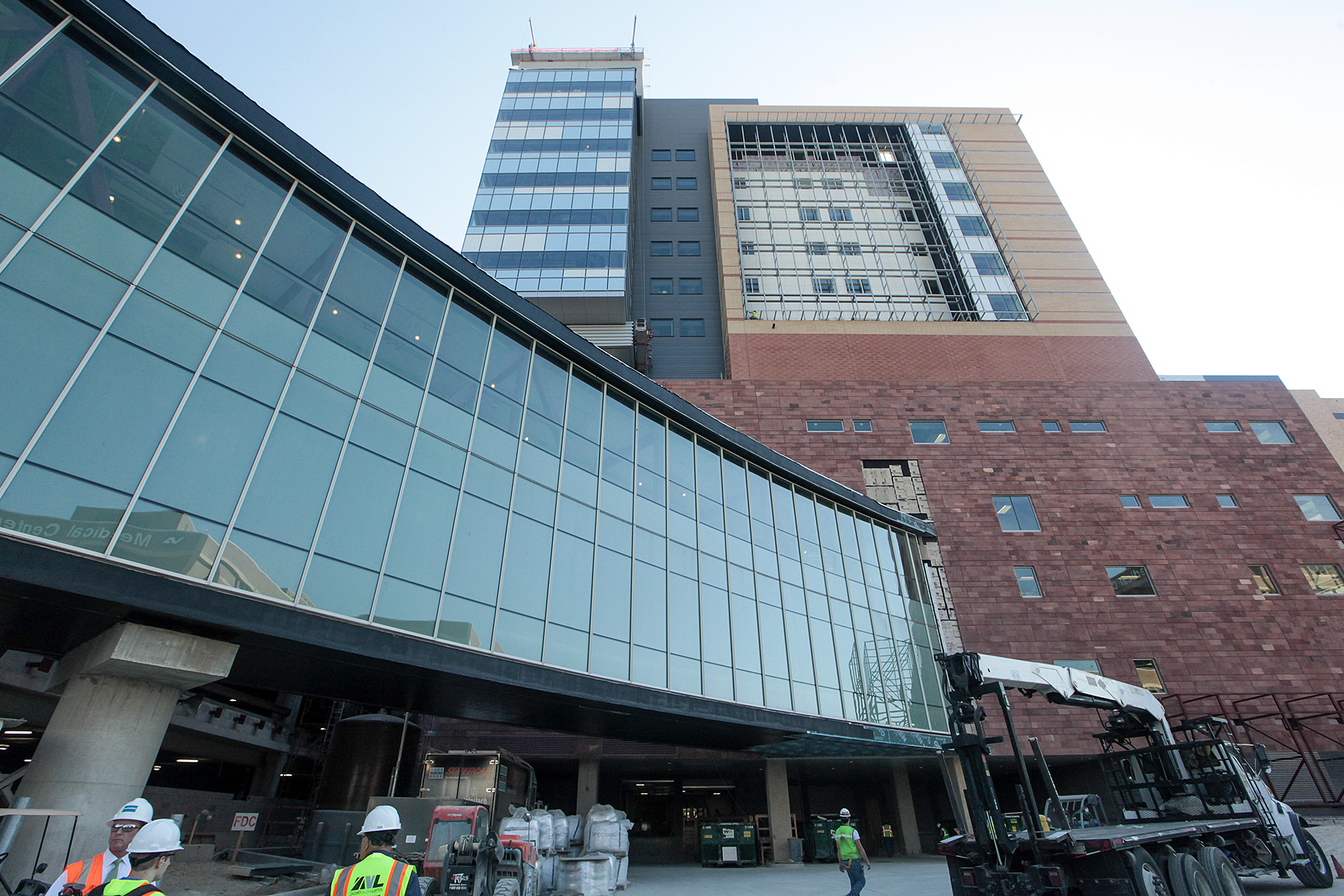 University Hospital on track for spring opening