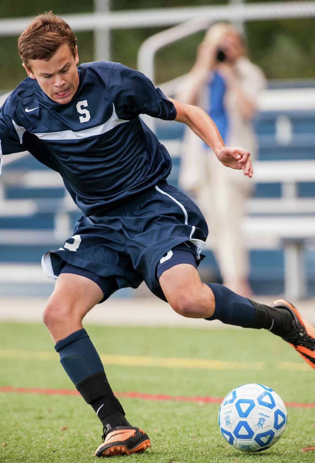 Staples' defense stout in win at Wilton