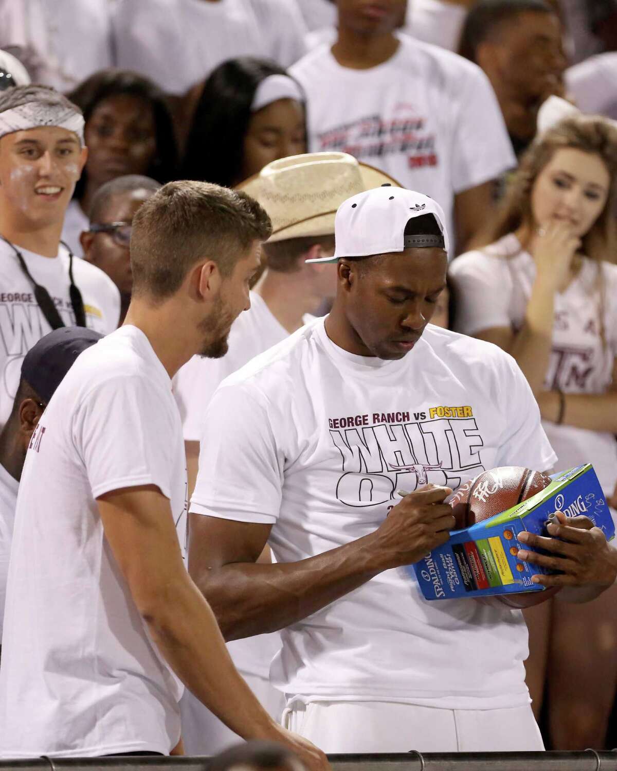 George Ranch tops Foster with Rockets players in stands