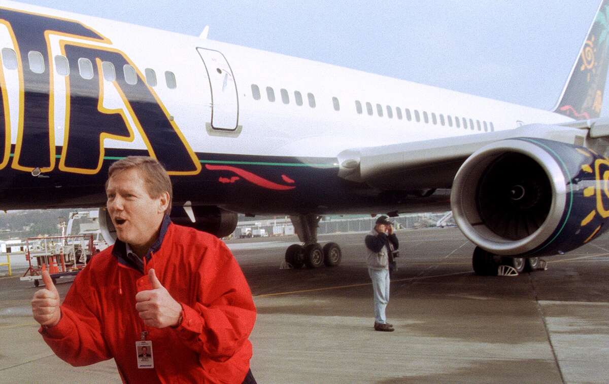 Report: Mulally top candidate to head Microsoft