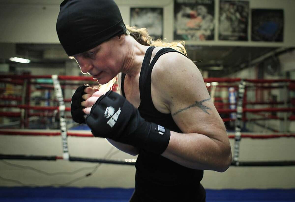 Boxing gives teacher strength to manage disease