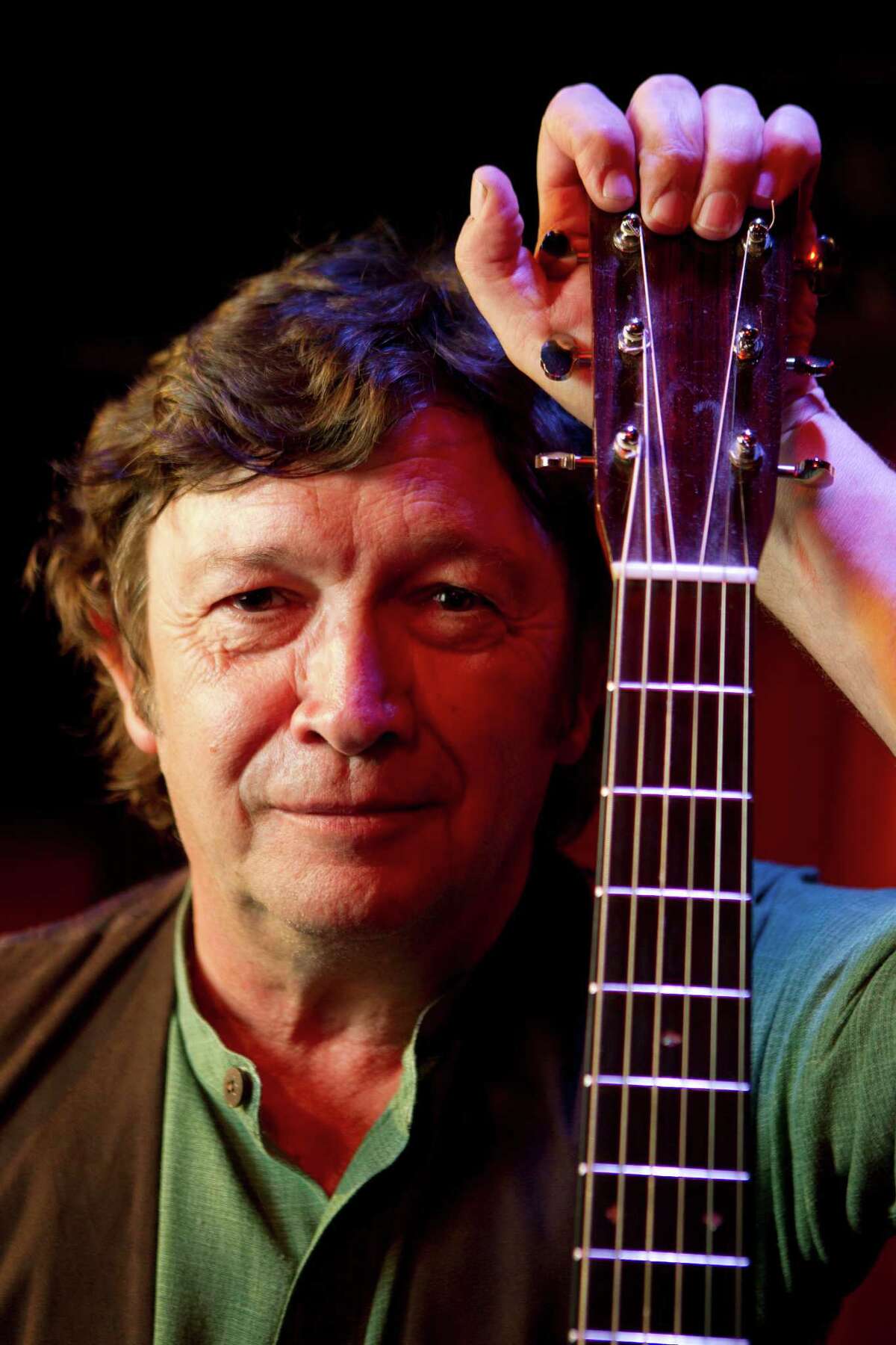 Shake Russell sings to bring listeners a sense of community