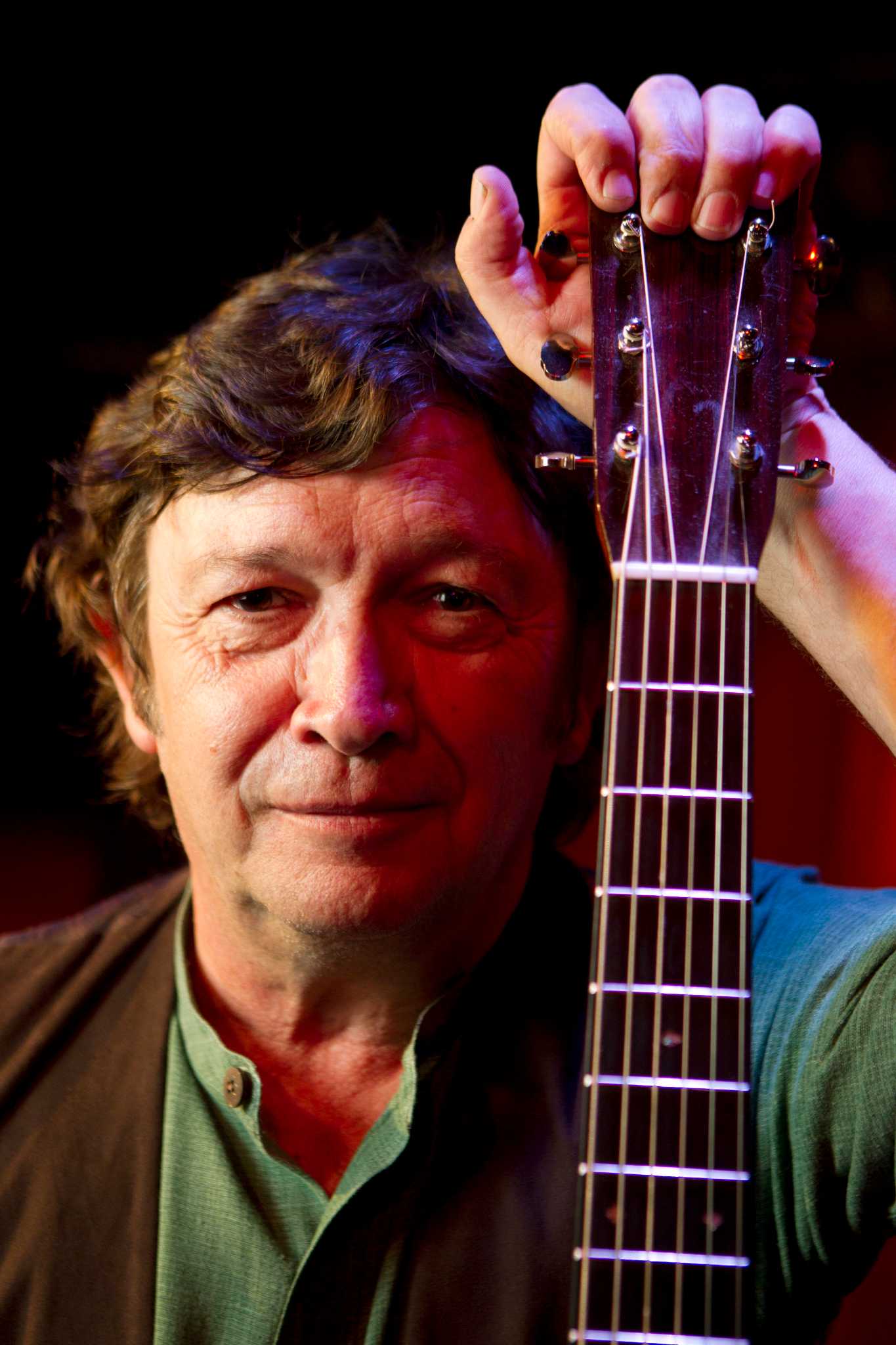 Shake Russell sings to bring listeners a sense of community