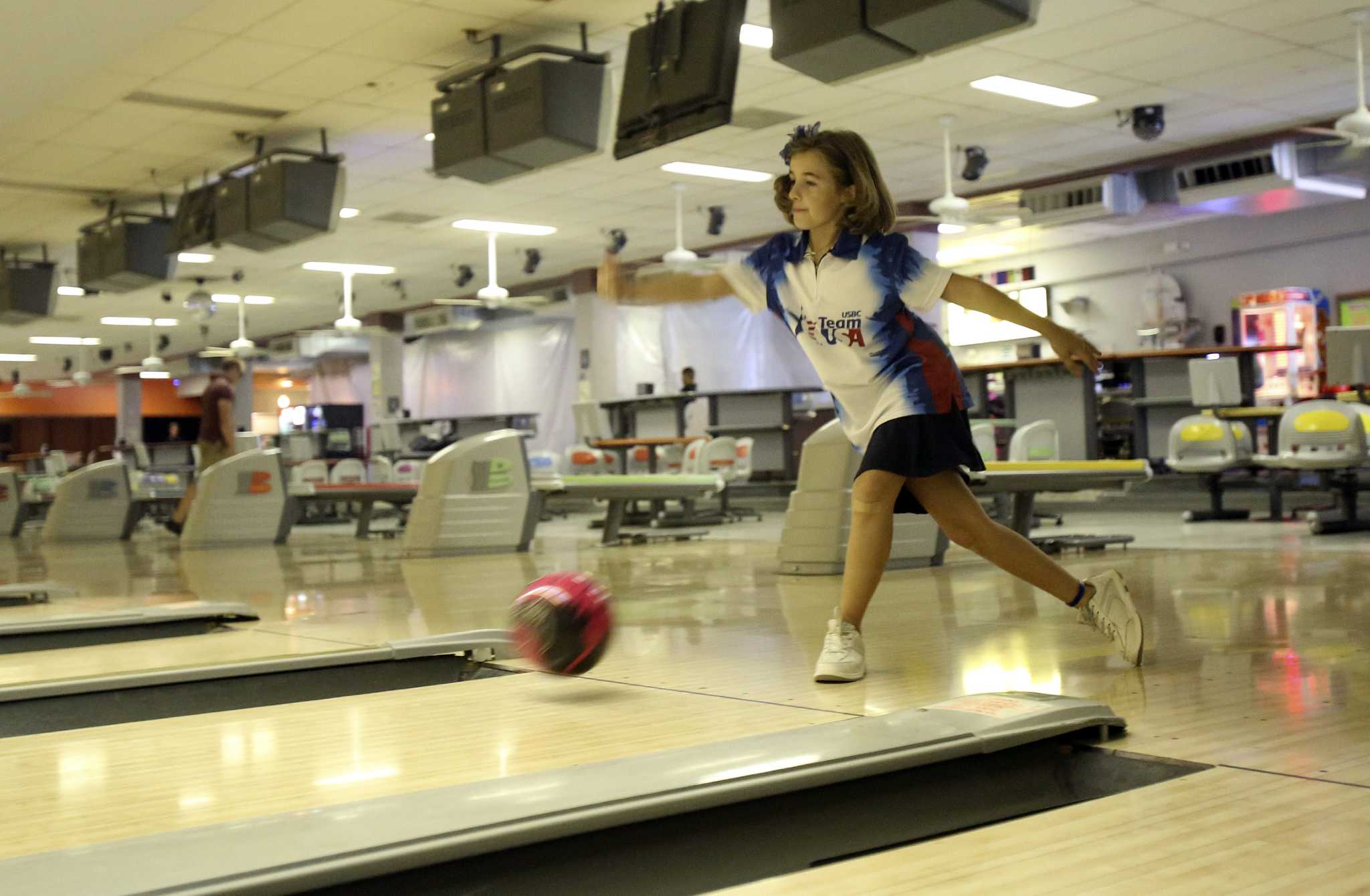 Girl on nationwide quest to bowl for scholarships