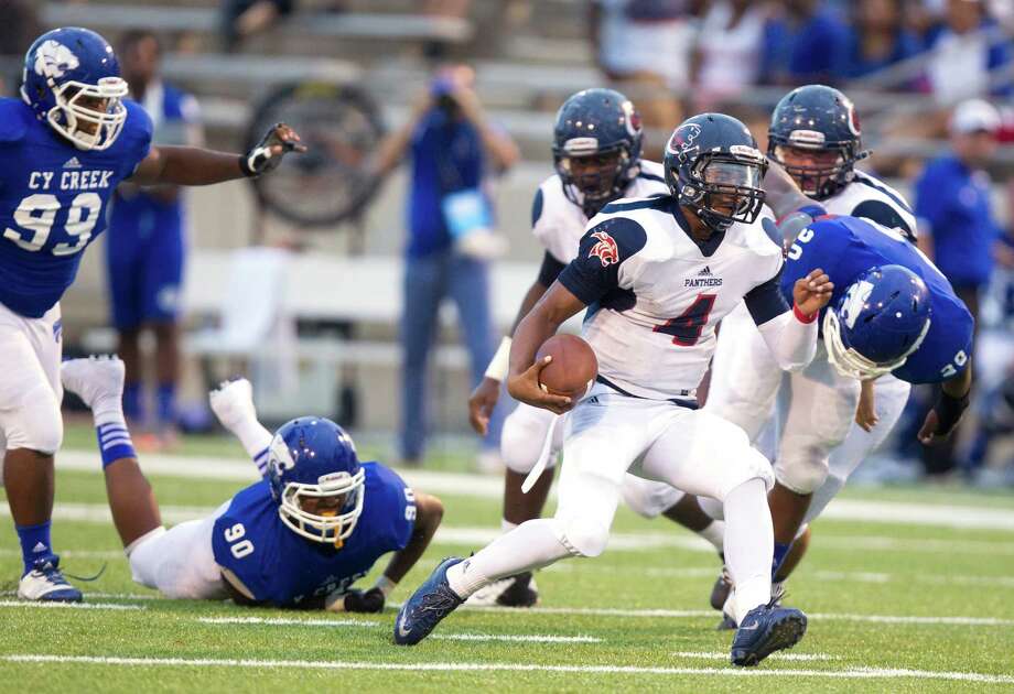 Cy Creek beats Cy Springs 28-21 in key 17-5A clash - Houston Chronicle