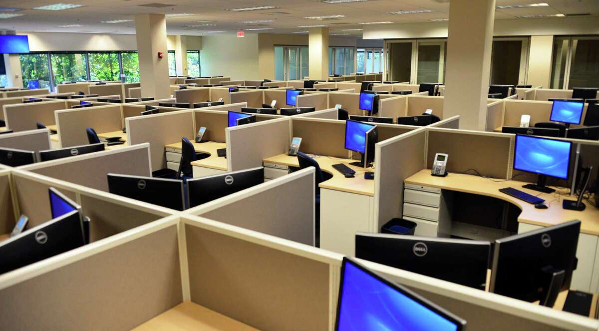 Call center ready to guide consumers