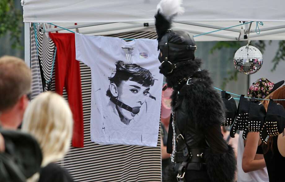 Folsom Street Fair marks 30 years in usual open fashion - SFGate