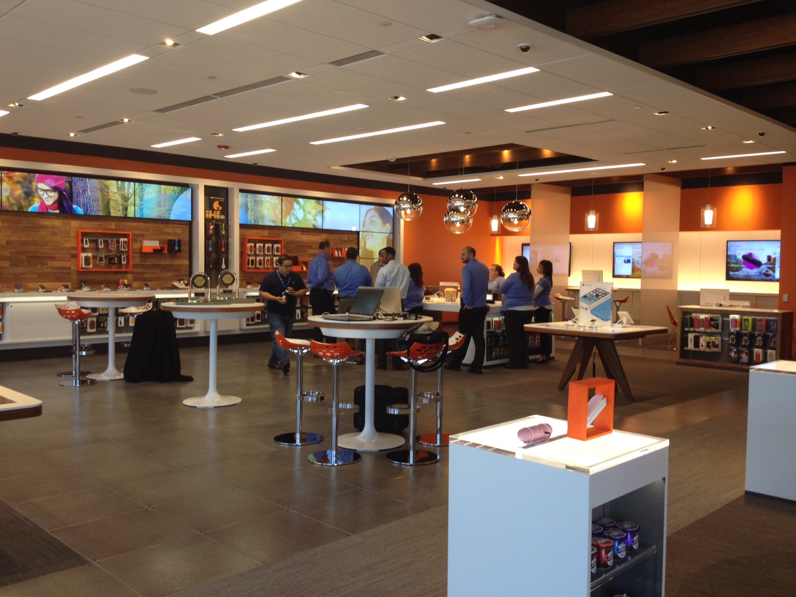 New 'interactive' AT&T store opens in Beaumont