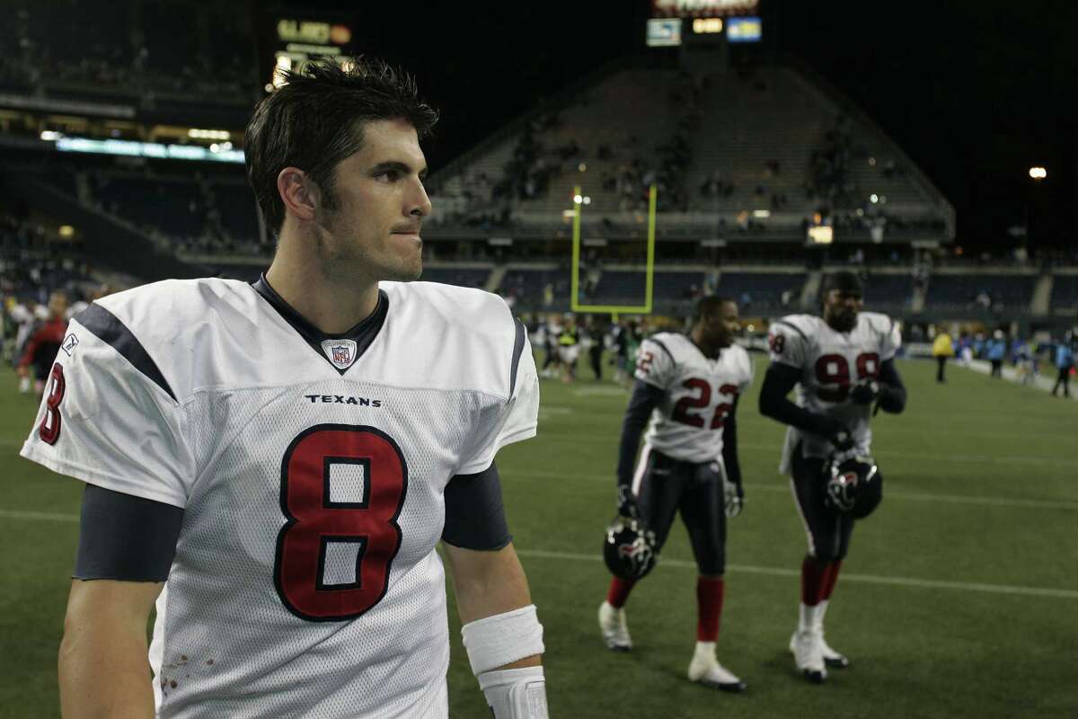 Former Texans QB Carr seeks return to NFL