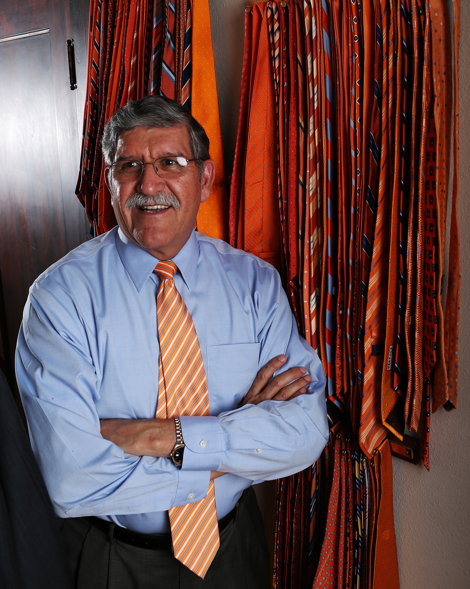 Romo shows off spirit