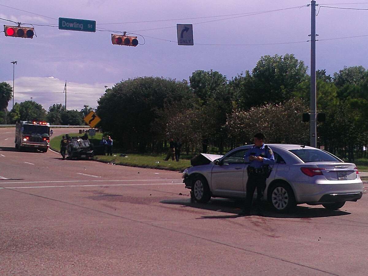 Accident In Downtown Houston Flips Jeep Sends Passengers To Hospital