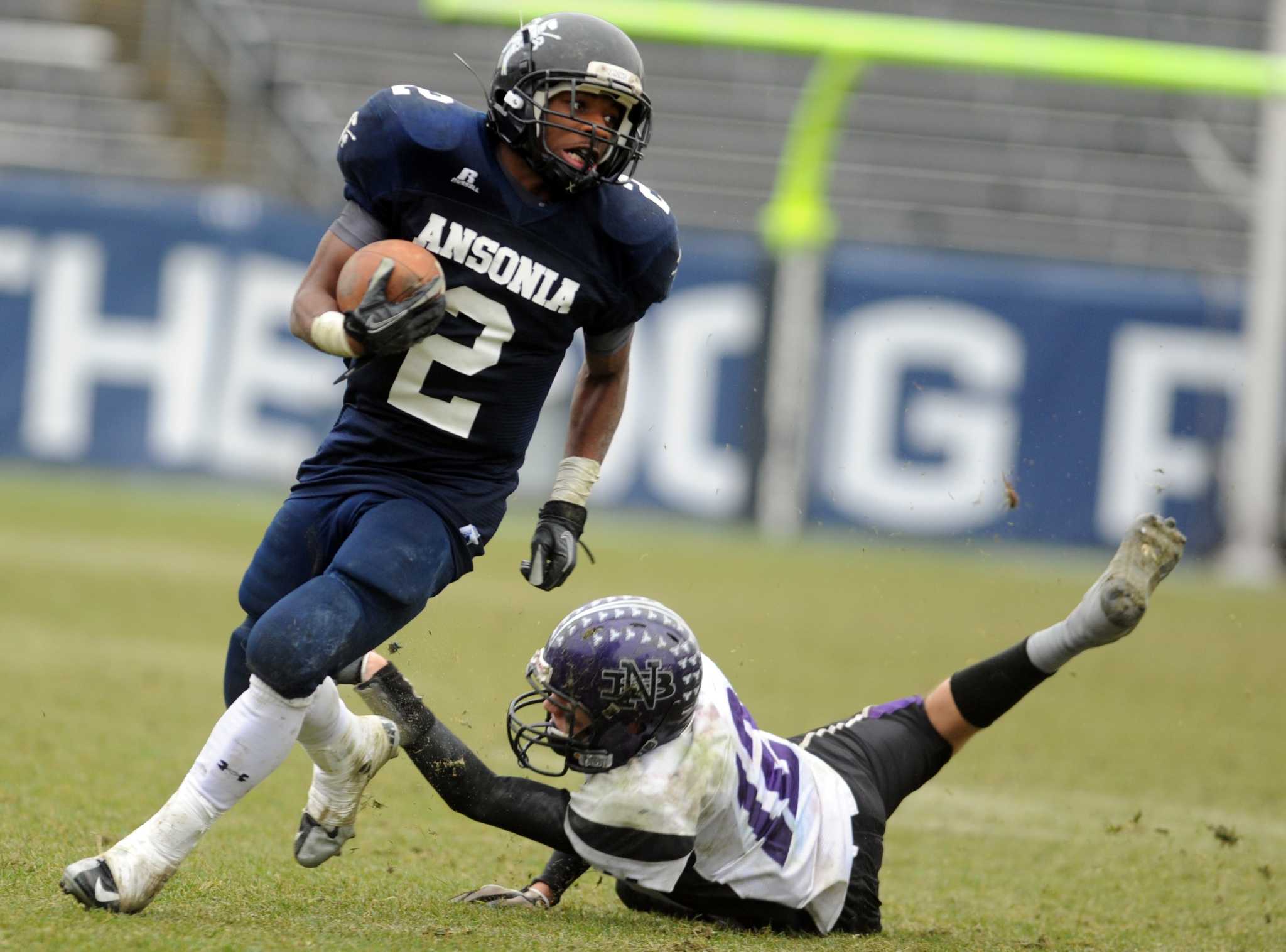 Newsome plans on remaining committed to UConn