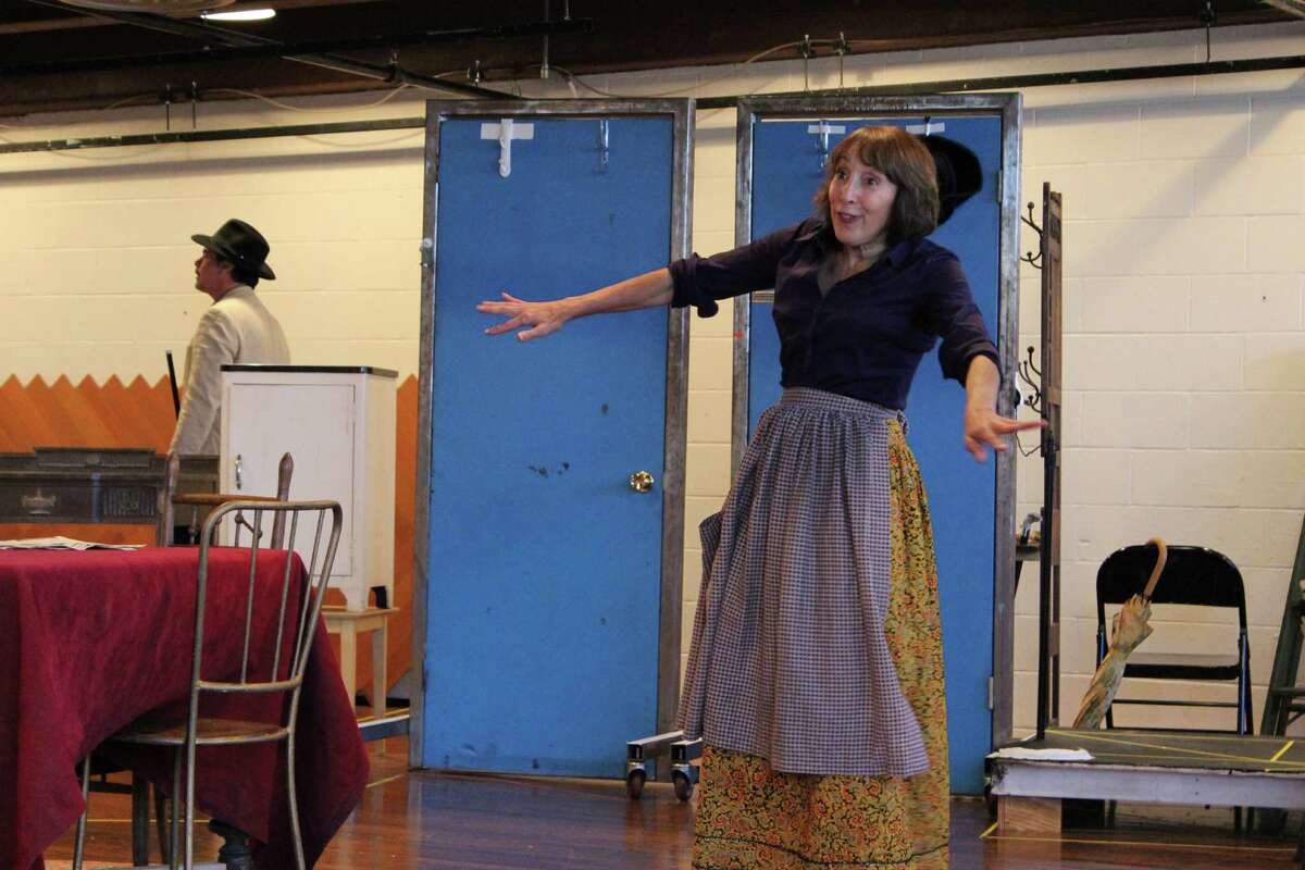 'Grease' star Didi Conn plays 'horny busybody' at Long Wharf
