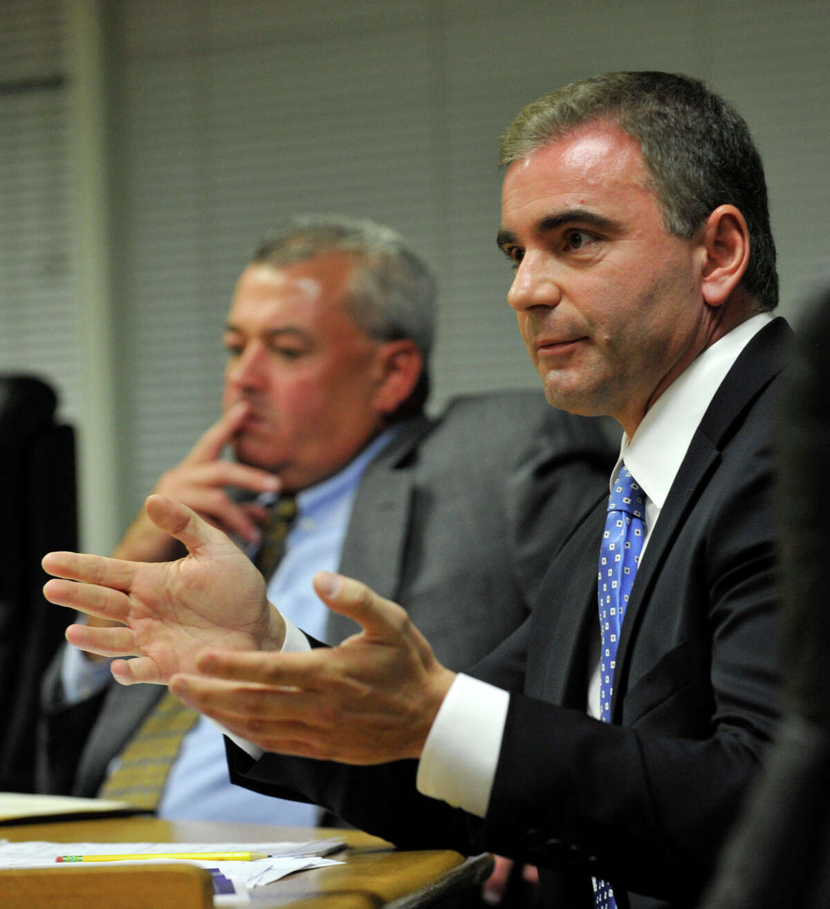Stamfore ed board candidates talk bullying, portables and how to dress